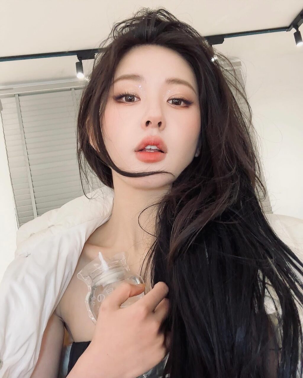 赵露思父母更希望她晚婚，希望她能被这世界爱着：「晚婚没关系，真正感受这个世界更重要」 | iLady 爱女也马来西亚｜国际女性媒体 - 日日为妳添一点爱